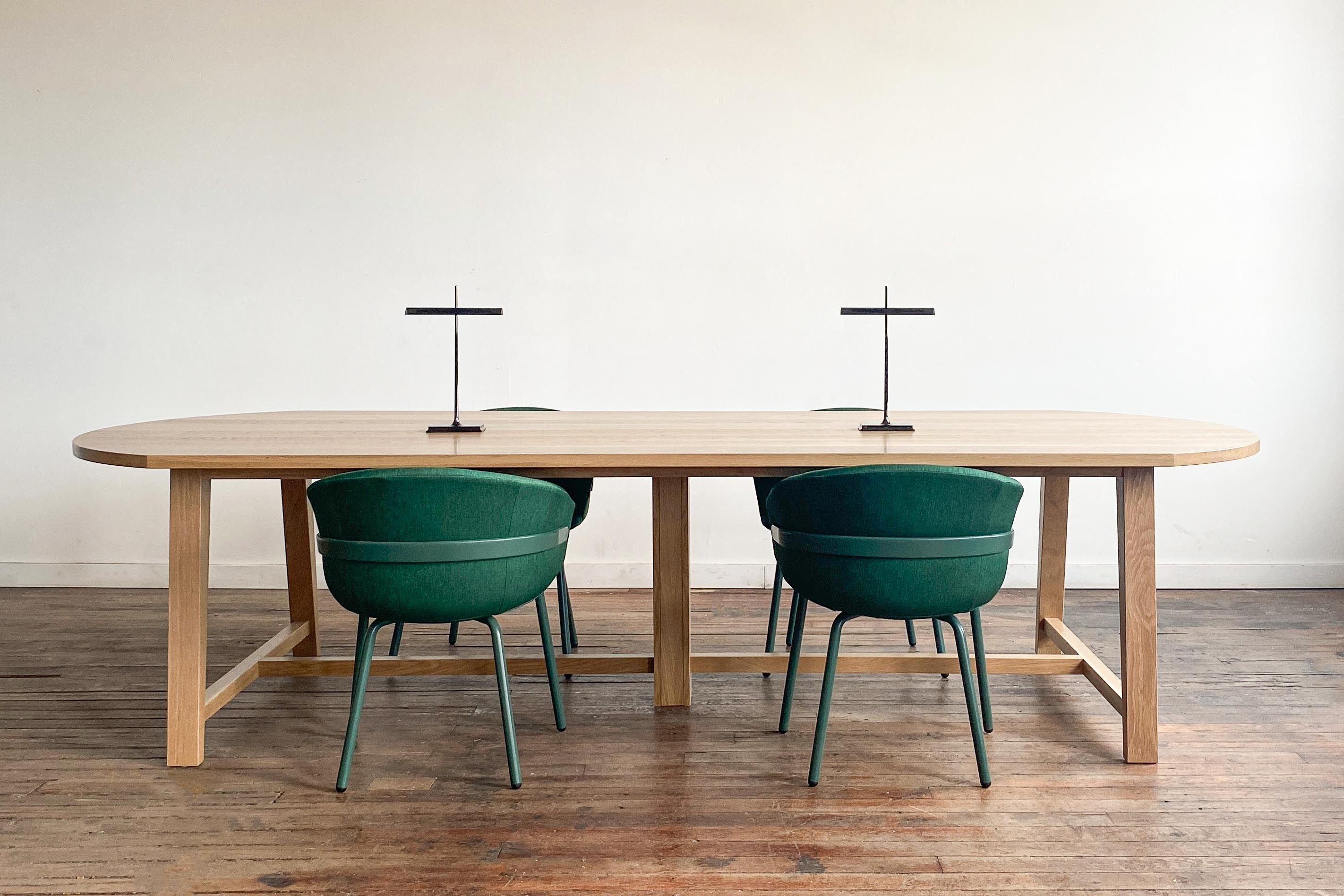 Icon Modern | Custom Community Tables