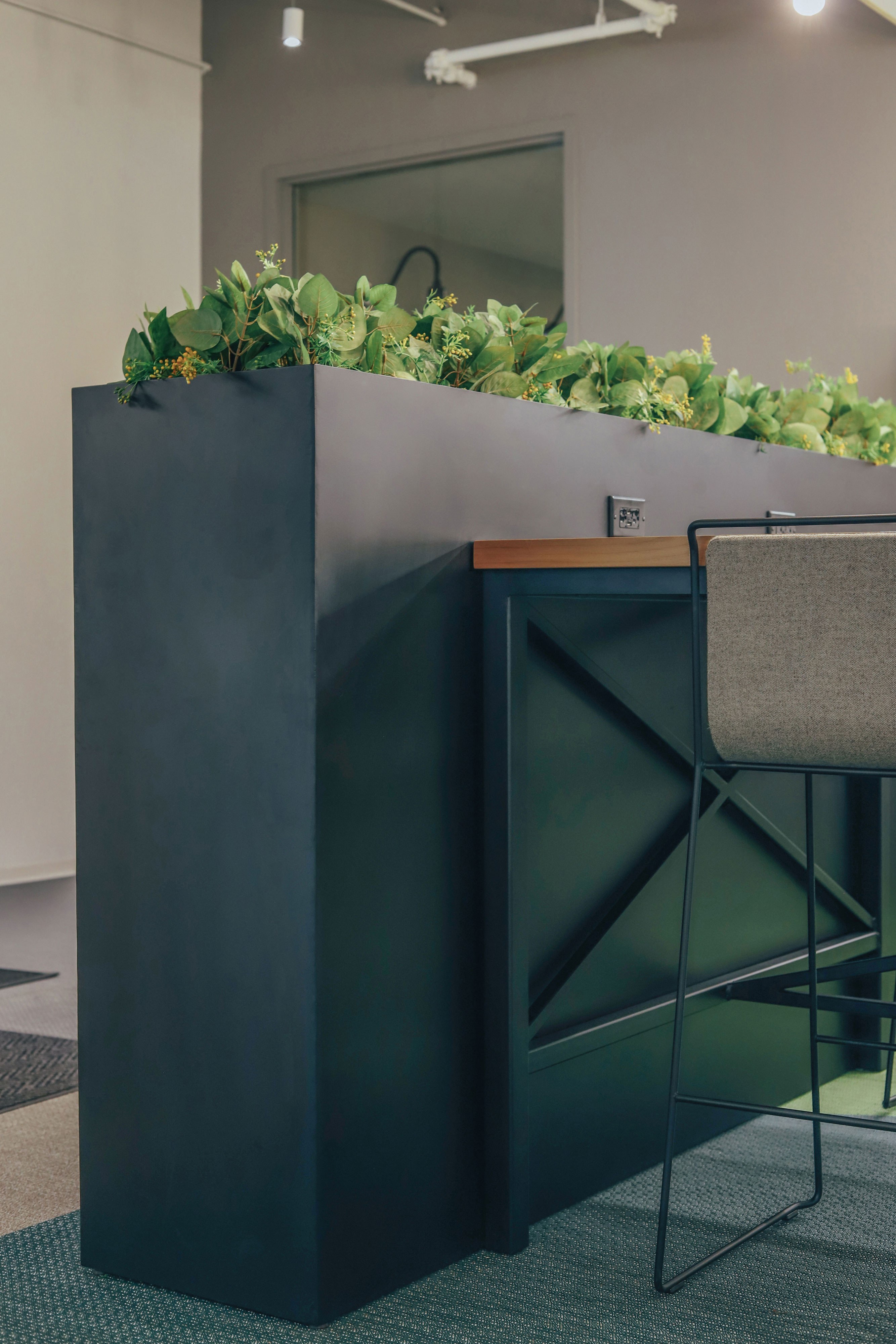 Icon Modern | Custom Planters